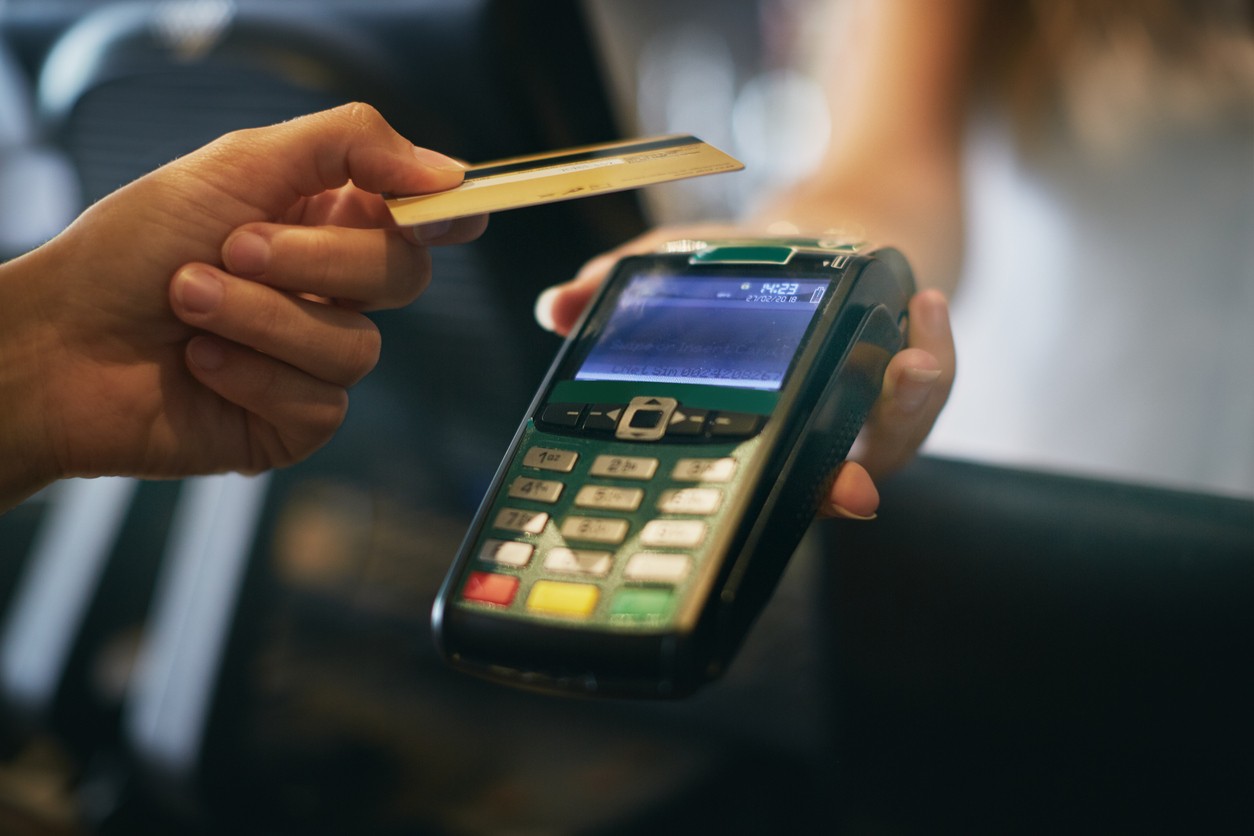 Come pagare senza contante: POS, App e transazioni elettroniche - PMI.it