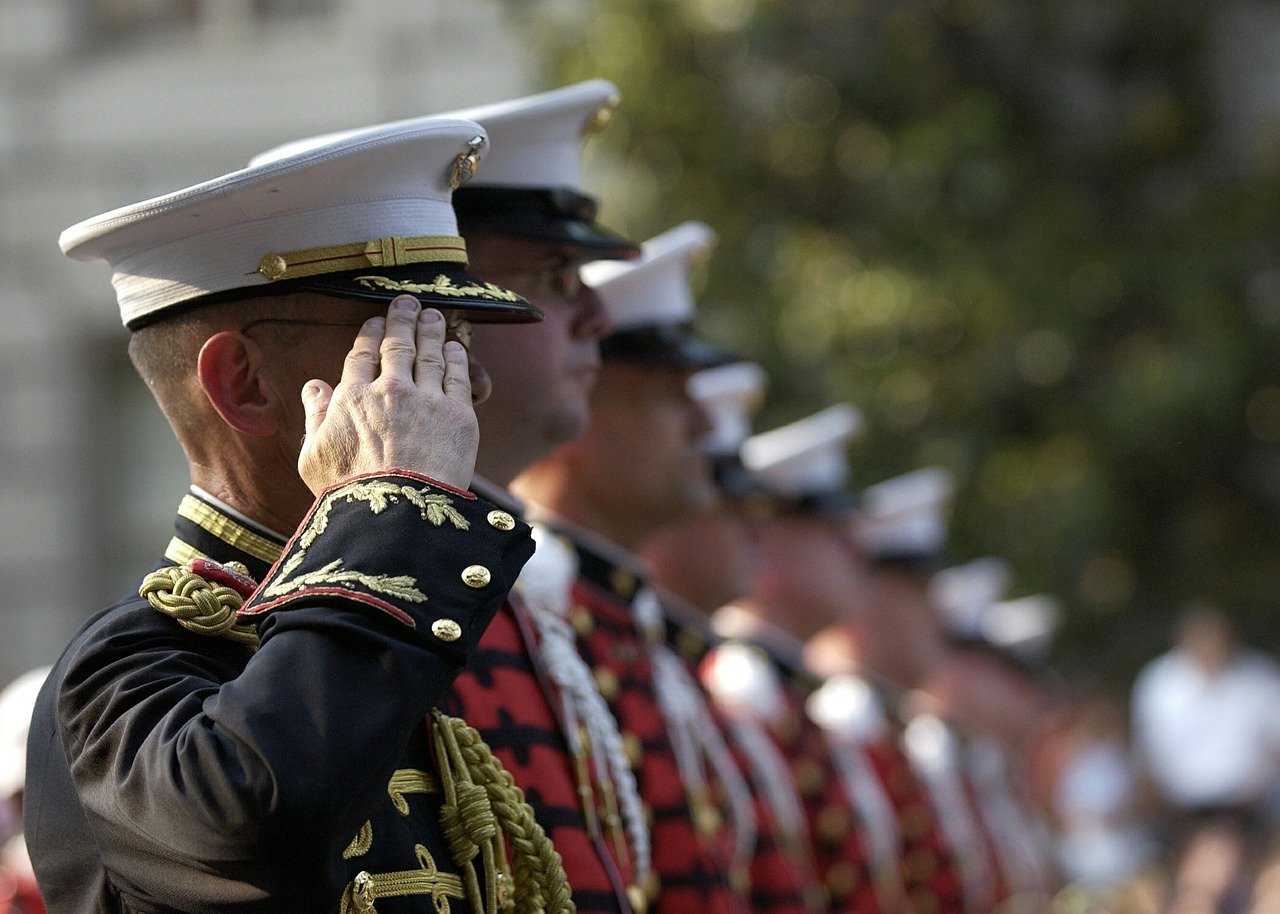 Carriera militare: piace a due giovani su cinque - PMI.it