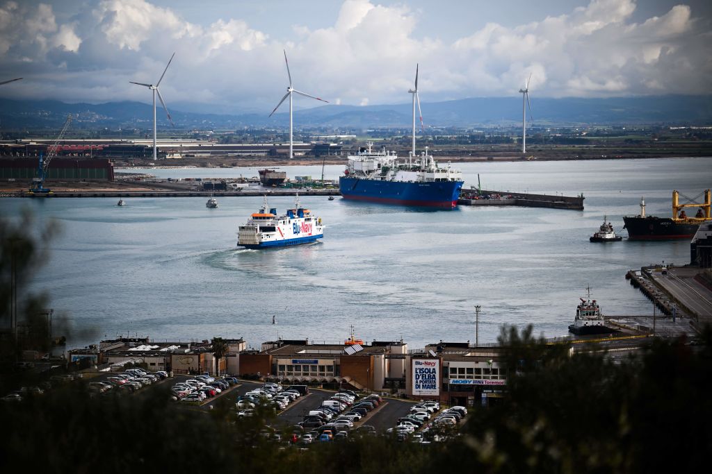 Golar Tundra a Piombino, rigassificatore attivo da aprile - PMI.it
